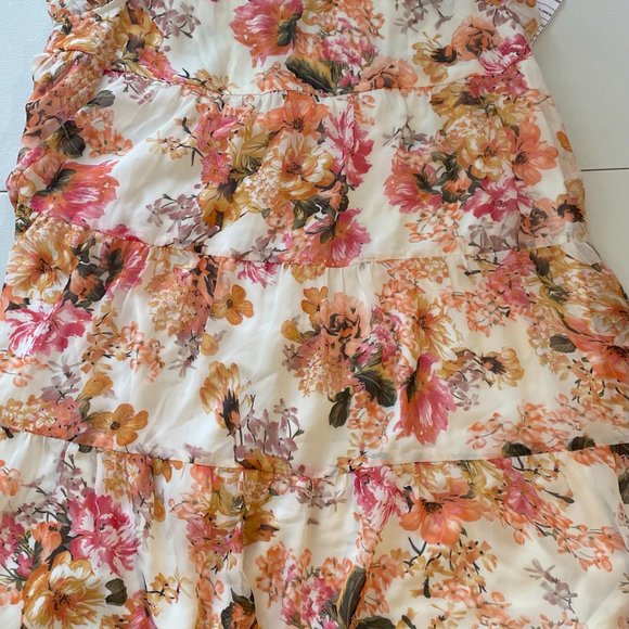 Aakaa | Dresses | Aakaa Floral Dress | Poshmark